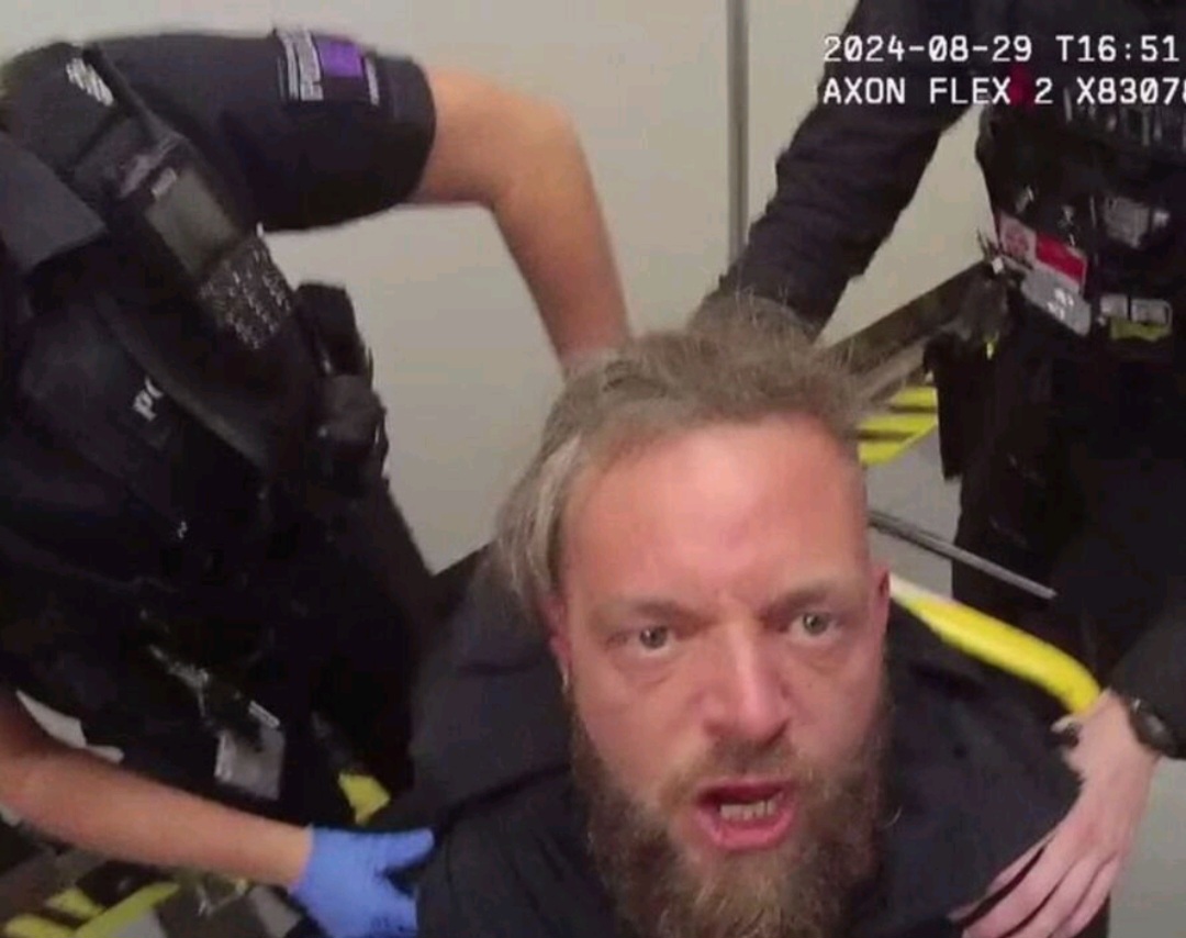 Shocking Video shows drunk passenger being dragged off Jet2 flight at ...