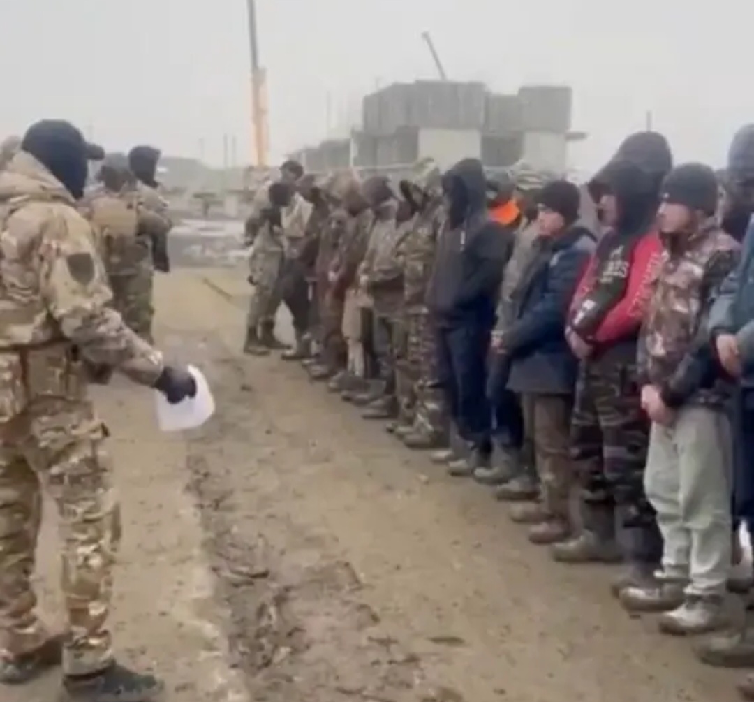 Shocking Videos Show Russian Soldiers Forcing Illegal Migrants to Join ...
